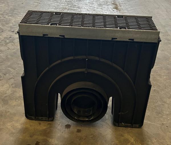 100mm HDPE/ST SILT BOX C/W D400 DI GRATE | Lintels Northwest